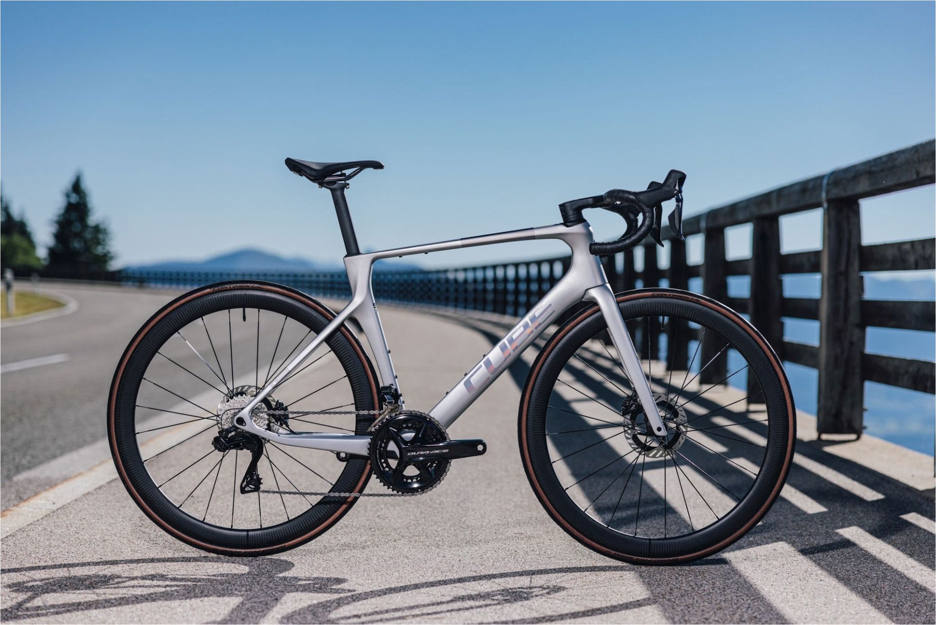 Cube Agree C 62 SLT Road Bike Shimano Dura Ace Di2 12S 700 mm Silver 2023 Alltricks