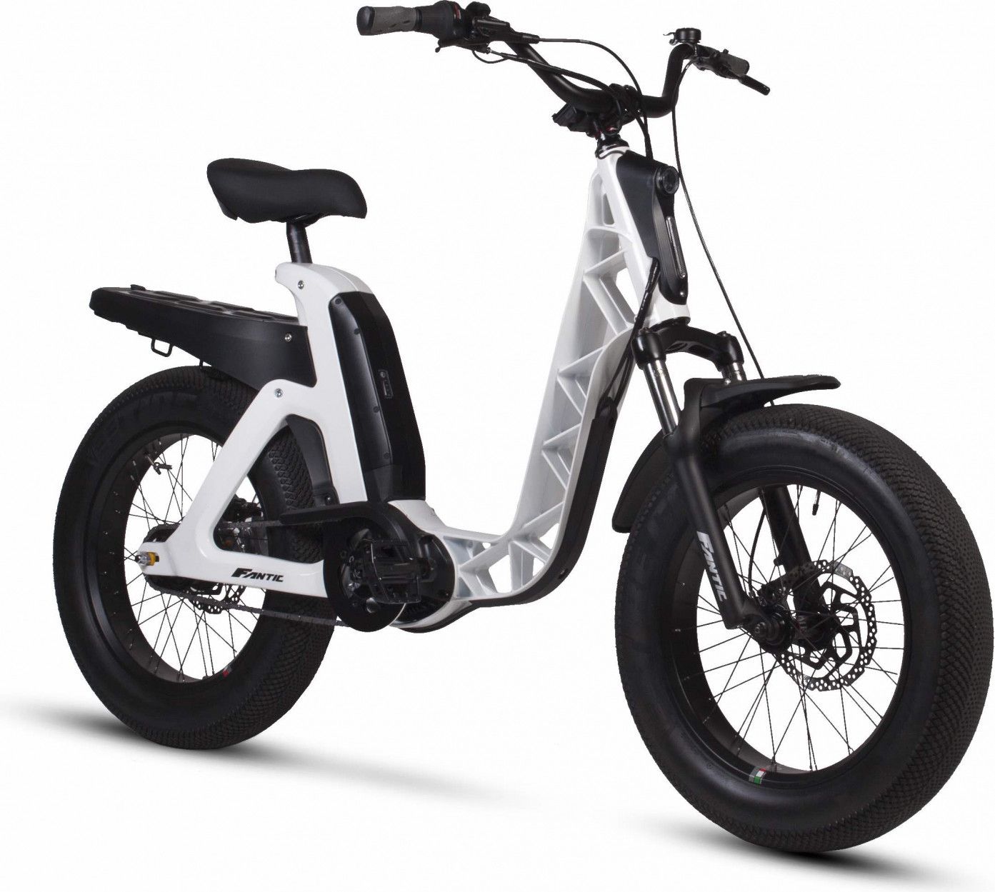 Vélo Ville Électrique Fantic Issimo Fun Shimano Nexus 5v 630Wh Blanc ...
