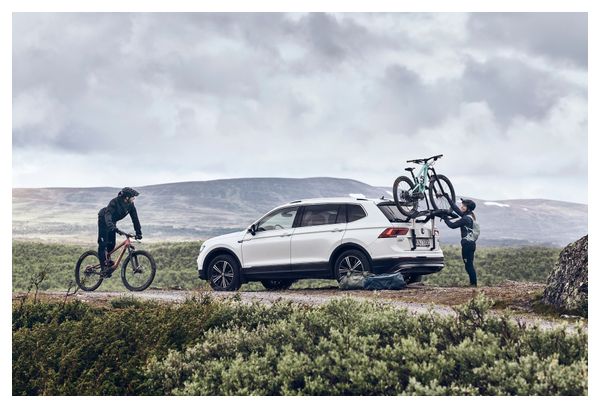 Thule OutWay Platform 2 Bike Hatchback Rack | Alltricks.com